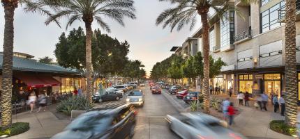 Kierland Commons