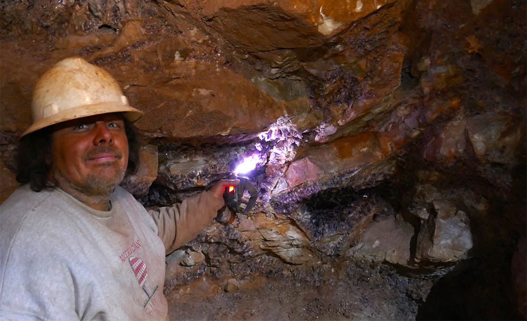 Touring the Four Peaks Amethyst Mine by Helicopter | Experience Scottsdale