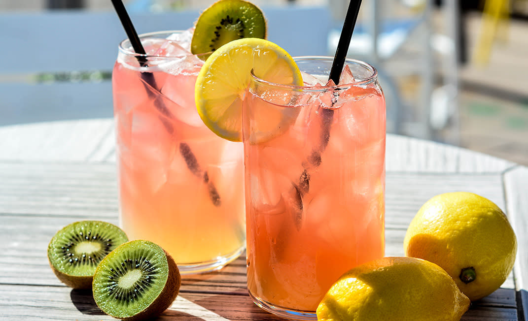 6 Refreshing Summer Drinks in Scottsdale | Experience Scottsdale