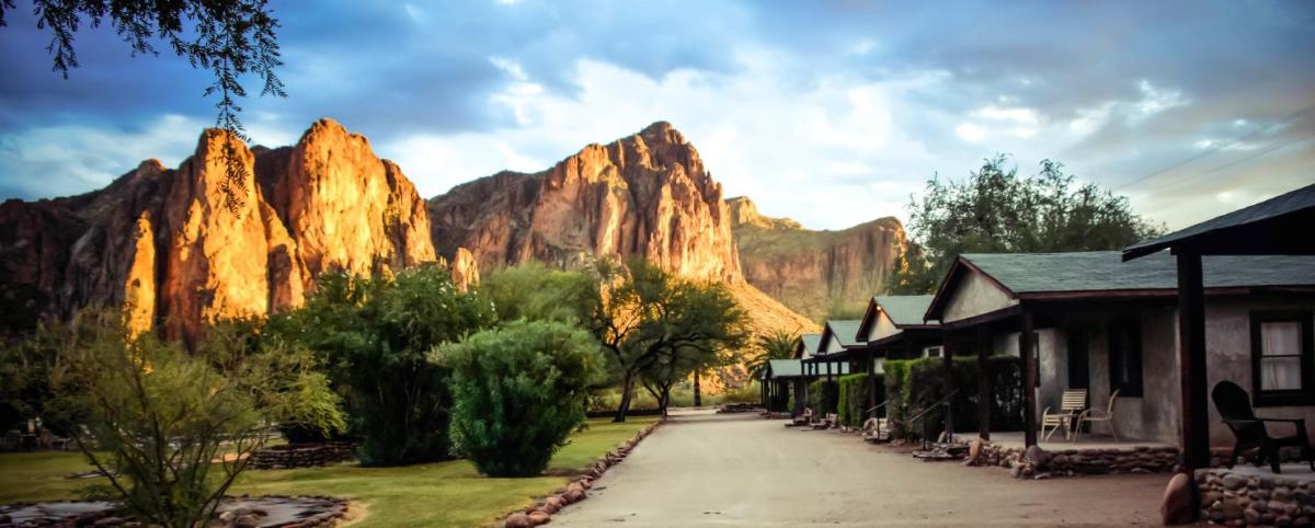 Saguaro Lake Guest Ranch