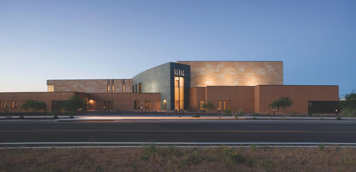 Instruments Played by the Heroes of Folk, Blues, and Bluegrass Music ...